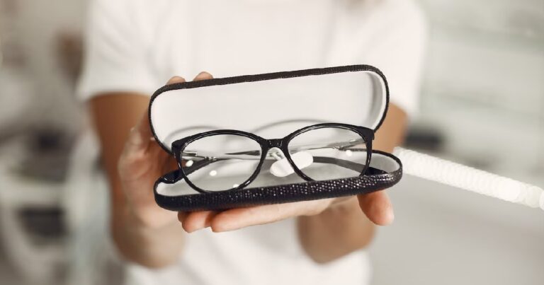 Anti-Radiation Glasses: Must-Have for Eye Protection - Lasik Surgery ...